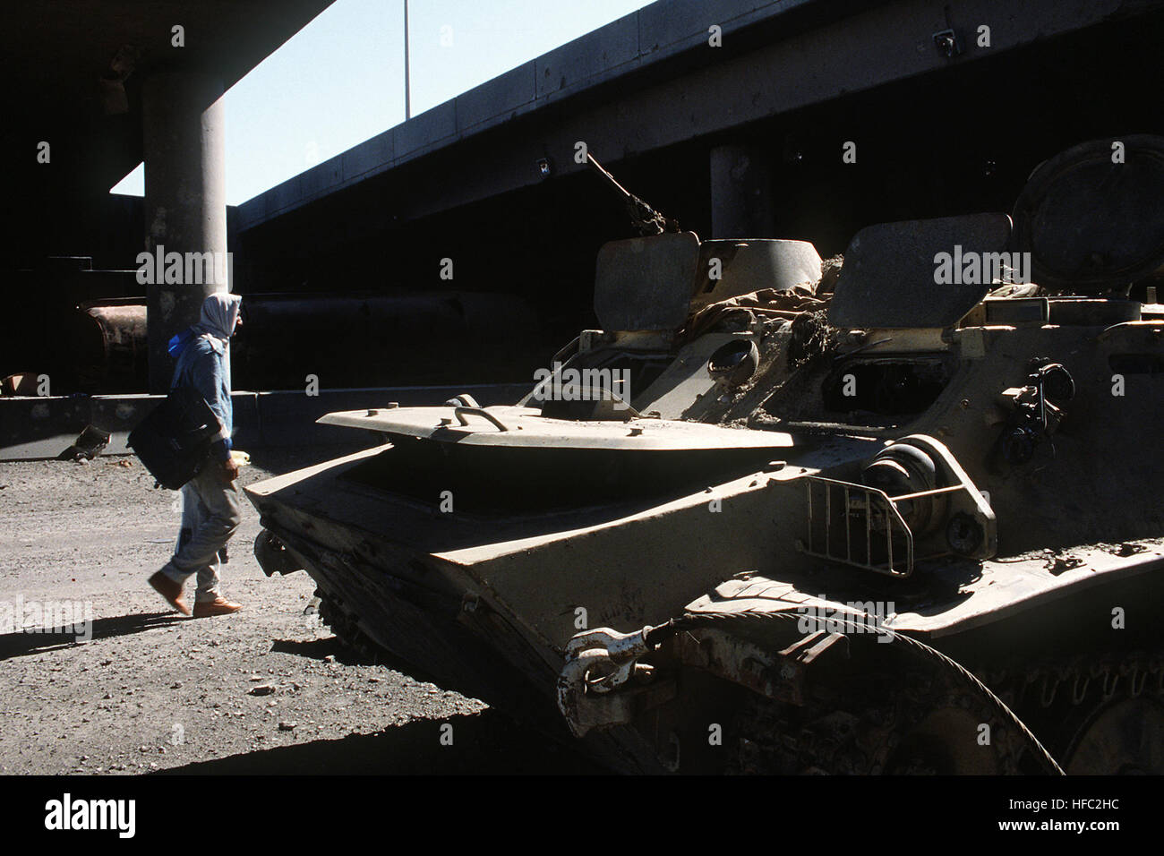 Highway of death kuwait hi-res stock photography and images - Alamy