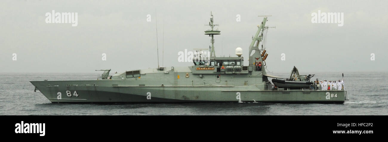 Armidale class patrol boat hi-res stock photography and images - Alamy