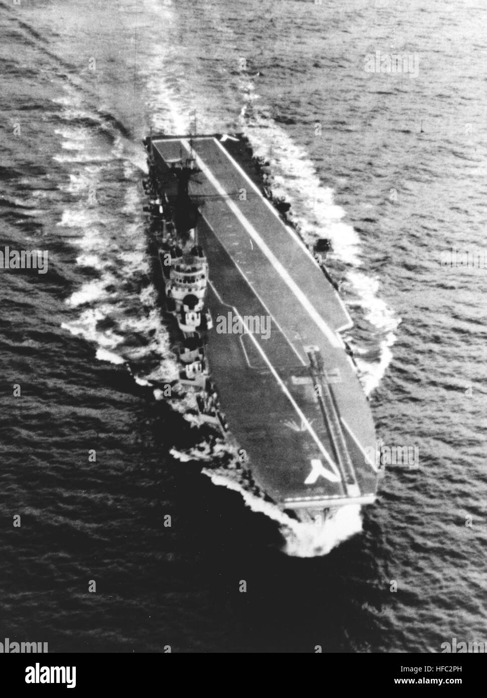 Hmas melbourne r21 Black and White Stock Photos & Images - Alamy