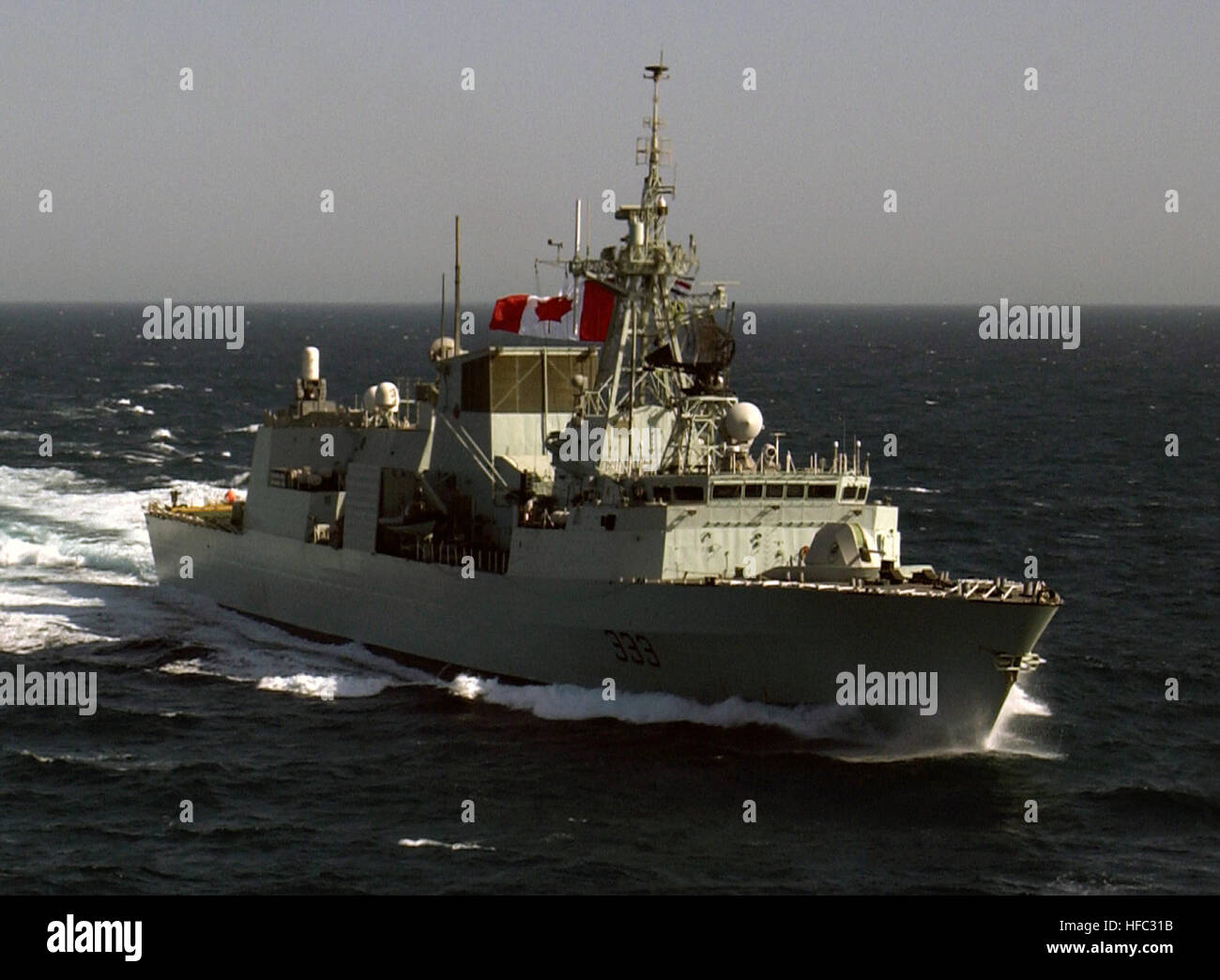 040603-N-5319A-014 Arabian Gulf (Jun. 3, 2004) - The Halifax-class ...
