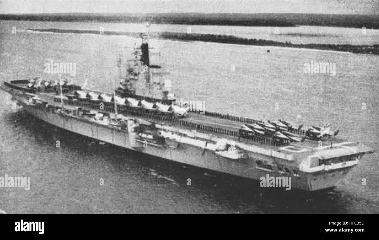 HMS Centaur (R06) 1962 Stock Photo - Alamy