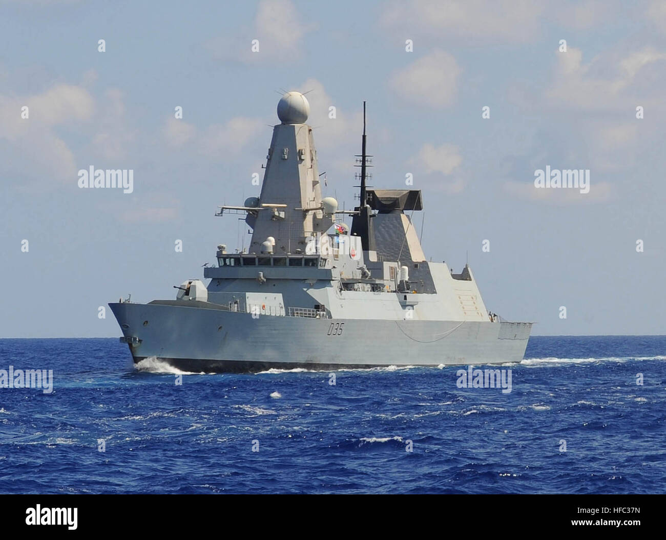 MEDITERRANEAN SEA (Sept. 20, 2013) - The guided-missile destroyer USS ...