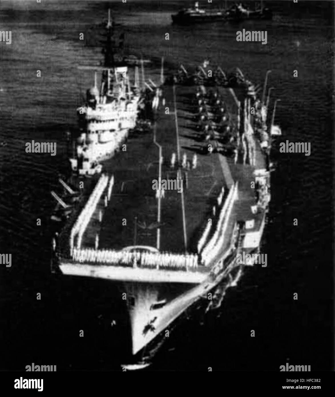 Hms eagle r05 hi-res stock photography and images - Alamy