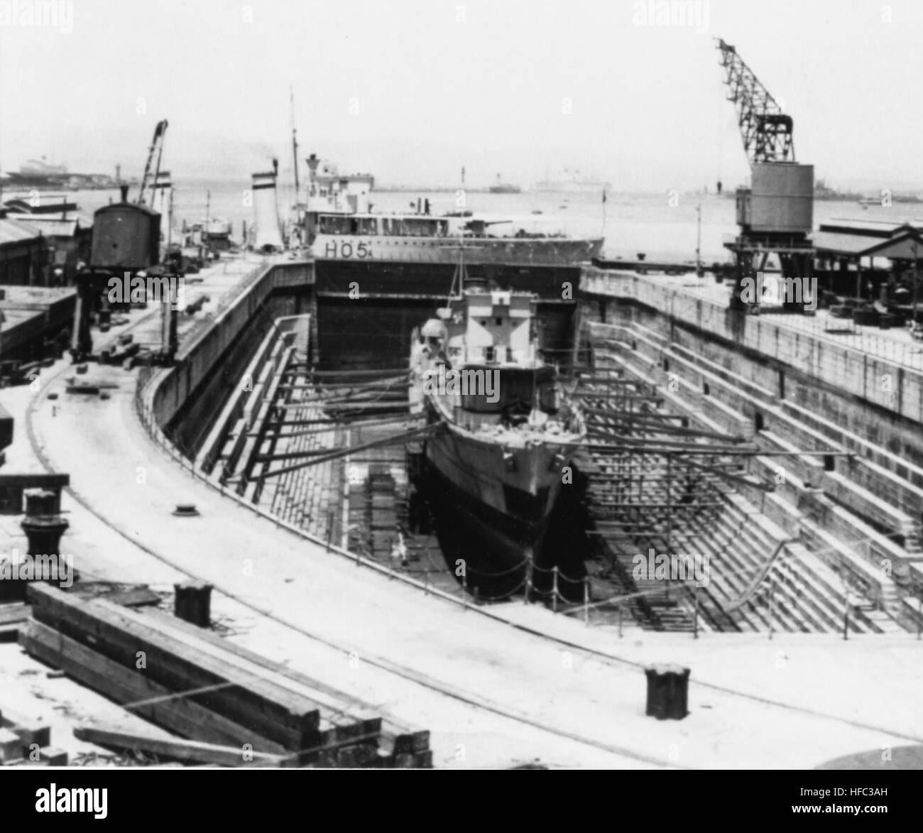 HMS Hunter (H35) in drydock at Gibraltar on 9 July 1937 Stock Photo - Alamy