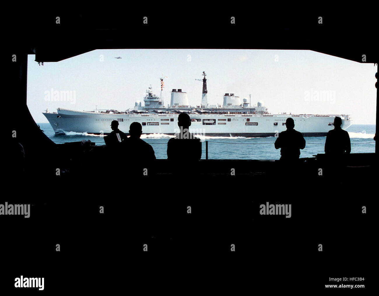 Aircraft carrier hms invincible hi-res stock photography and images - Alamy