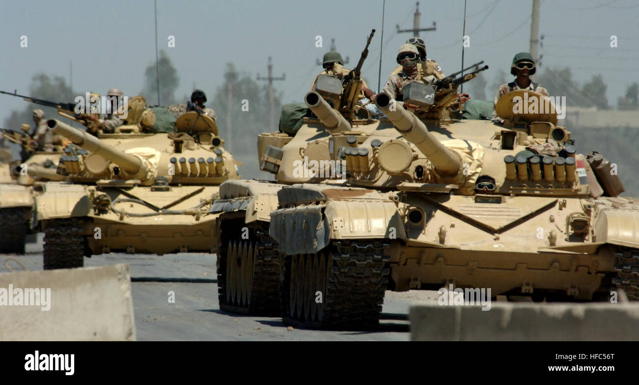 72 tanks hi-res stock photography and images - Alamy
