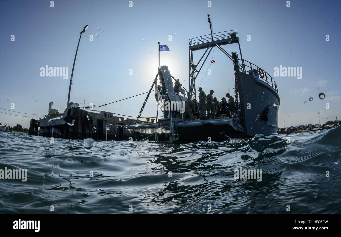 Seabee divers assigned to Underwater Construction Team One (UCT ONE ...