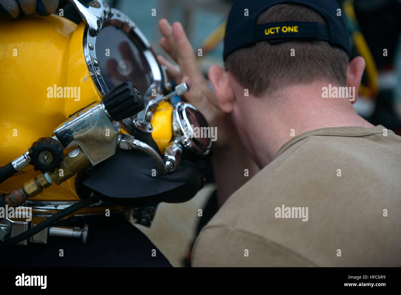 Underwater construction team one hi-res stock photography and images ...