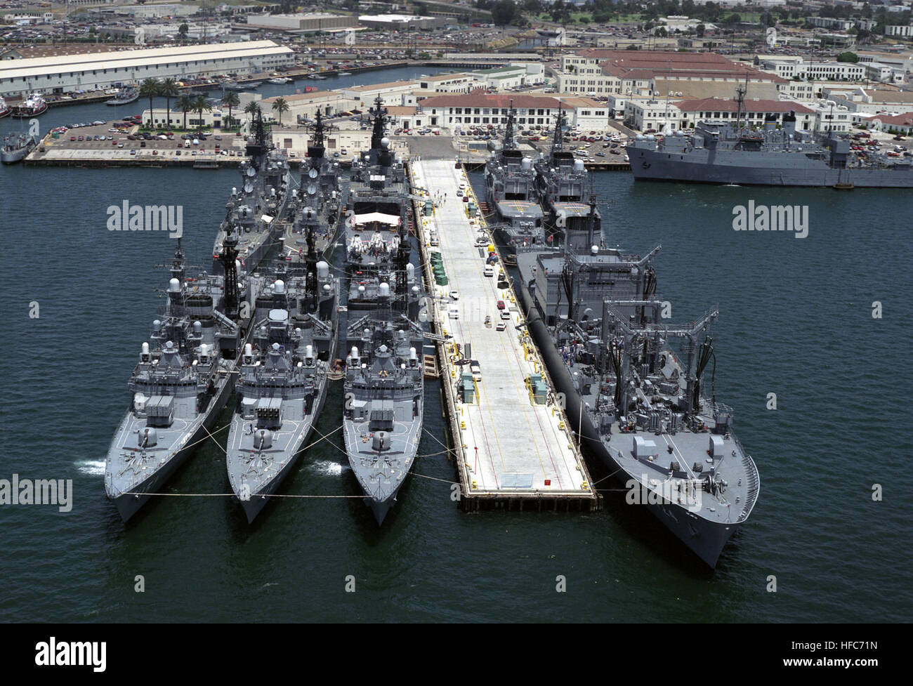 Hatsuyuki class hi-res stock photography and images - Alamy