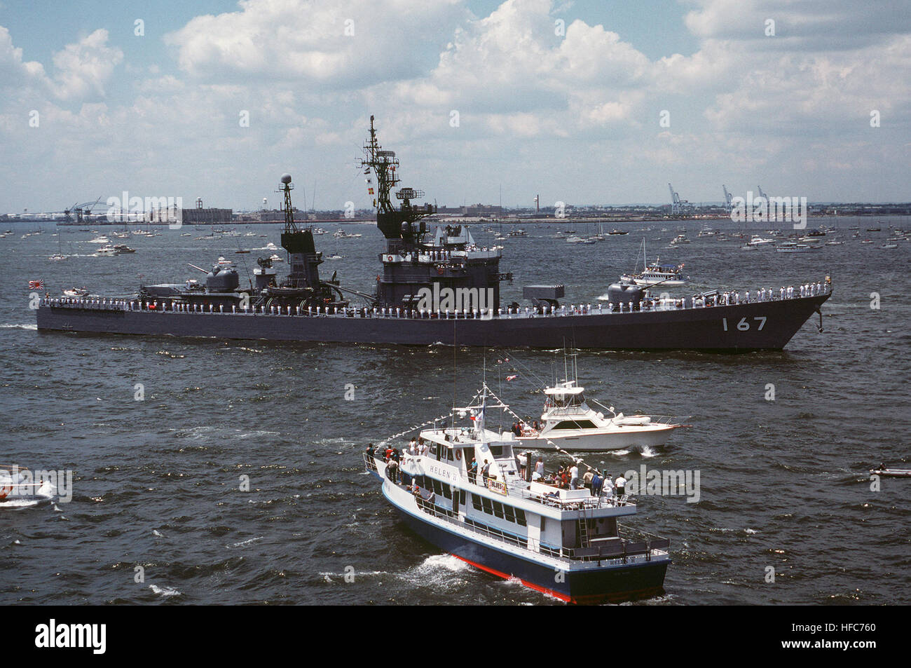 A starboard view of the Japanese destroyer JDS NAGATSUKI (DD 167 ...