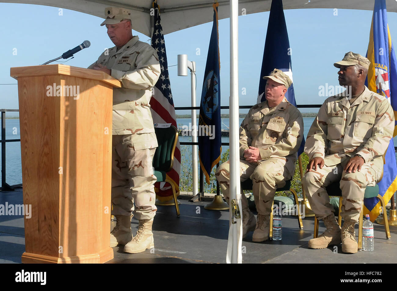 GUANTANAMO BAY, Cuba – Navy Cmdr. Richard Hess gives his outgoing ...