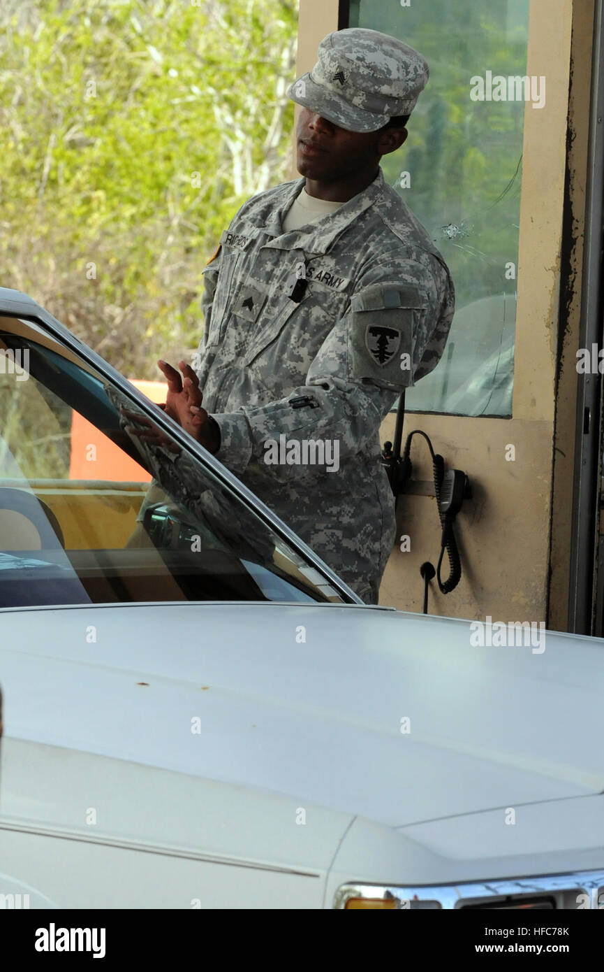115th military police company hi-res stock photography and images - Alamy