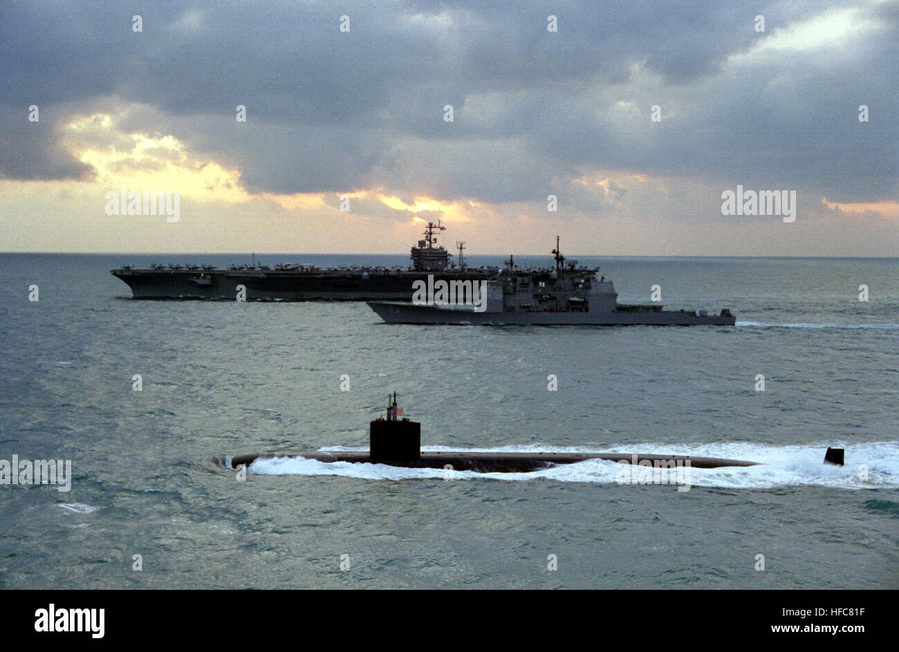 Nuclear guided missile cruiser hi-res stock photography and images - Alamy