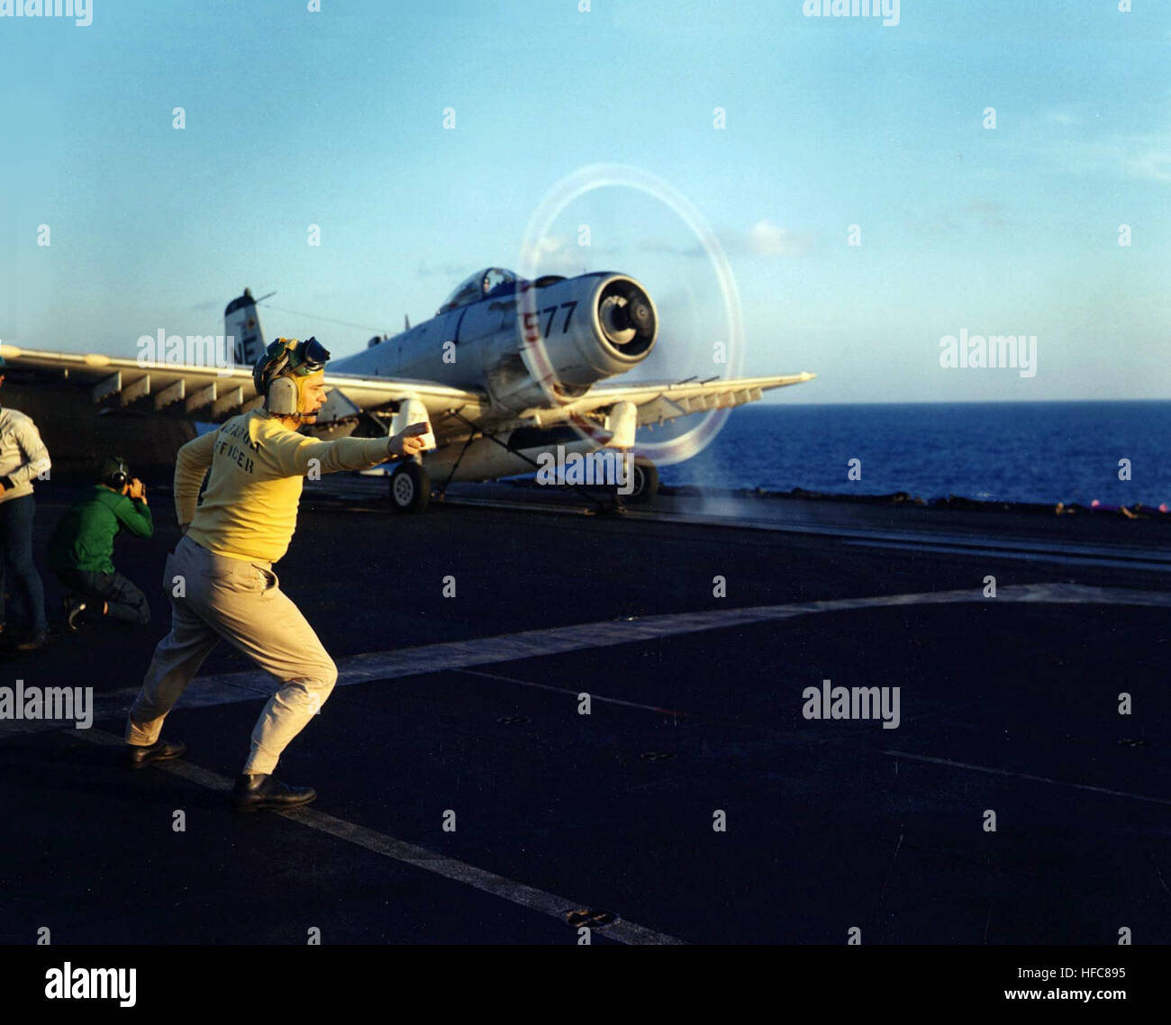 Uss midway cva 41 hi-res stock photography and images - Alamy