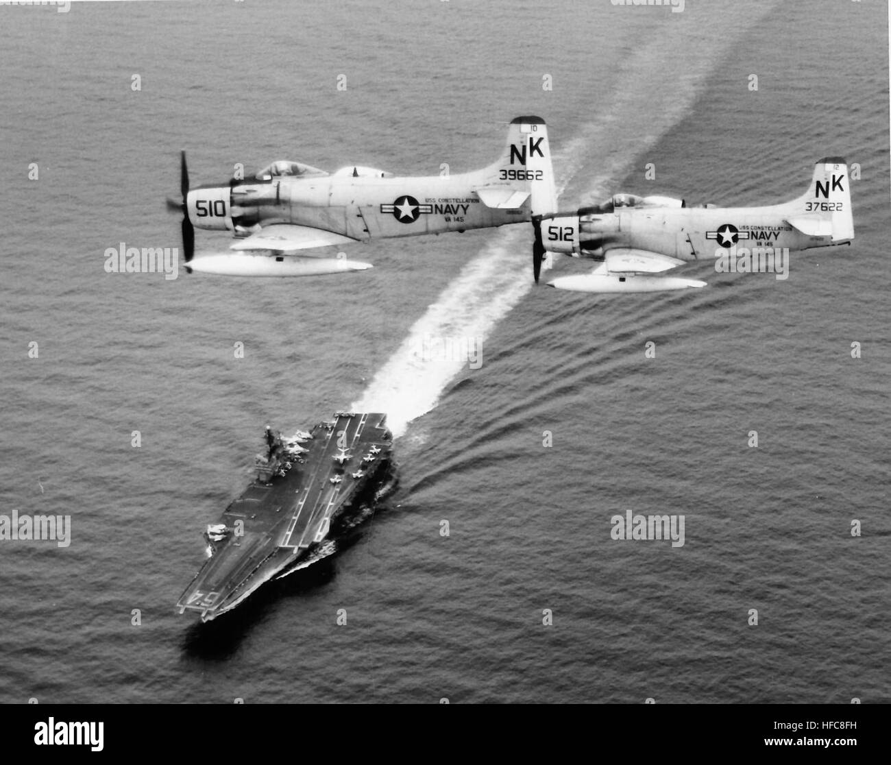Uss constellation Black and White Stock Photos & Images - Alamy