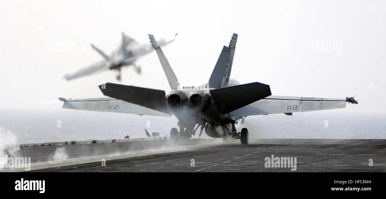 An F/A-18E Super Hornet from the "Pukin' Dogs" of Strike Fighter ...