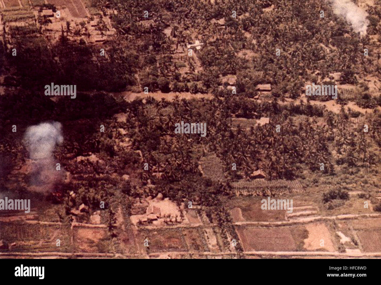 A-1H Skyraider of VA-196 bombing target in Vietnam c1965 Stock Photo ...