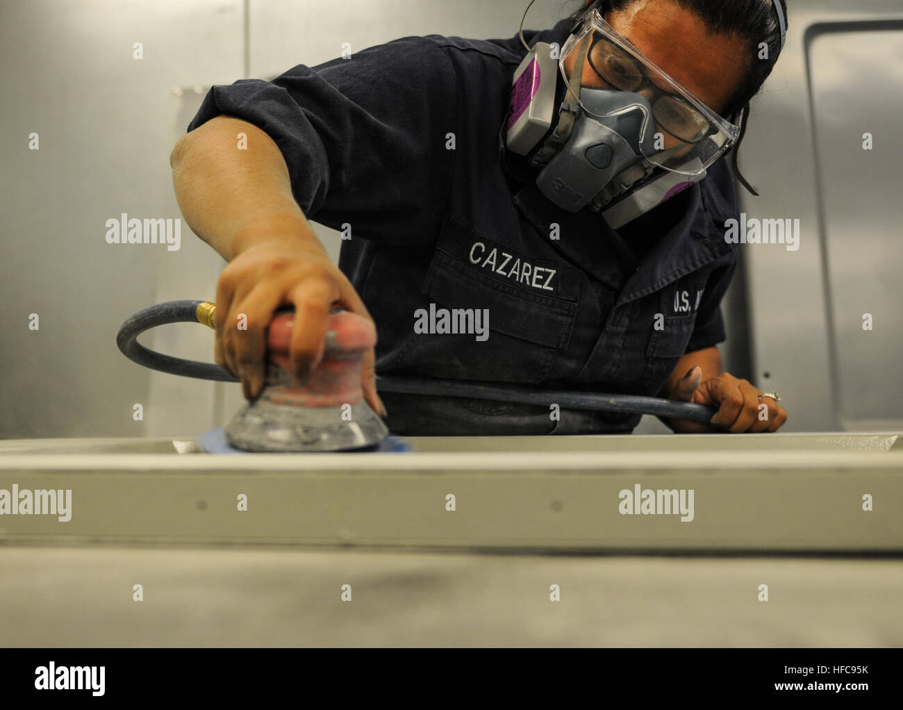 150715-N-MG976-110 NEWPORT NEWS, Va. (July 15, 2015) -- Aviation ...