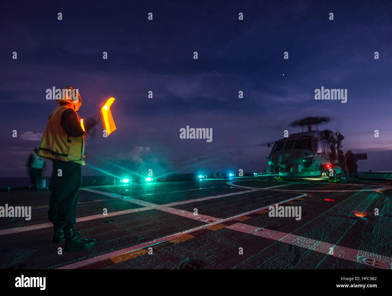 Lcs crew 103 hi-res stock photography and images - Alamy