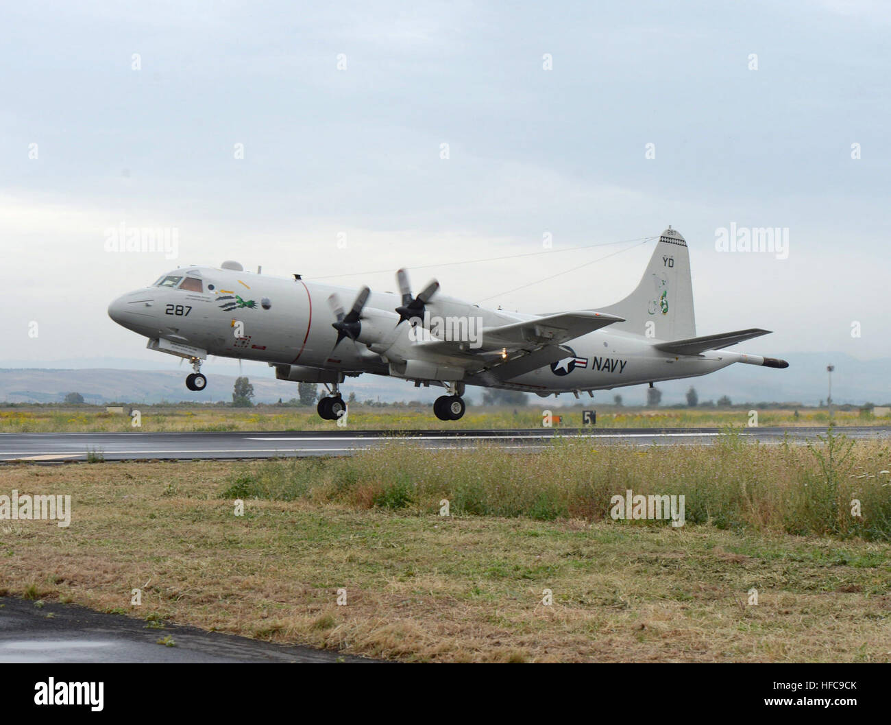 Lockheed p 3 orion maritime patrol hi-res stock photography and images ...
