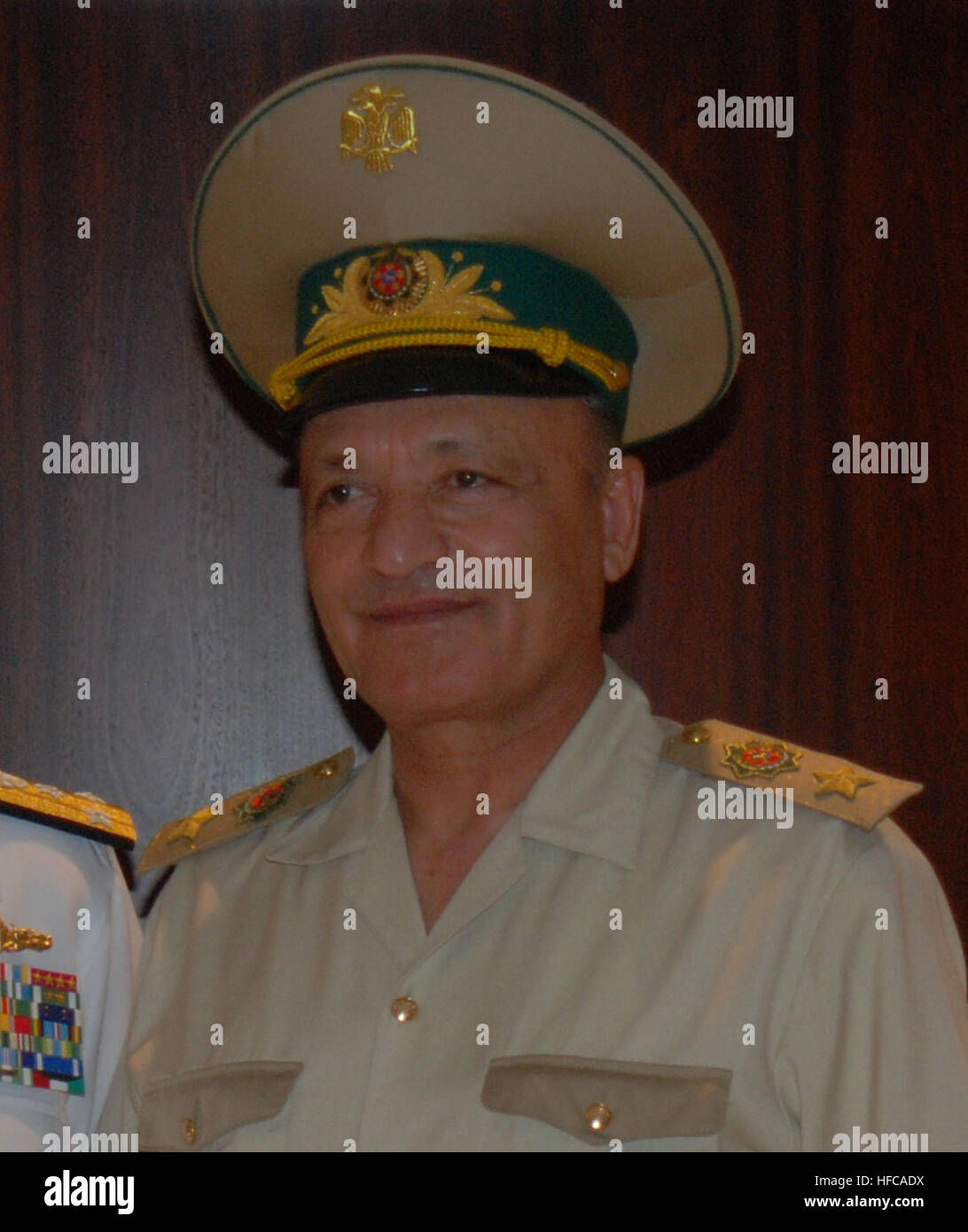 Vice Adm. Kevin Cosgriff (left), Commander, U.S. Naval Central Command ...