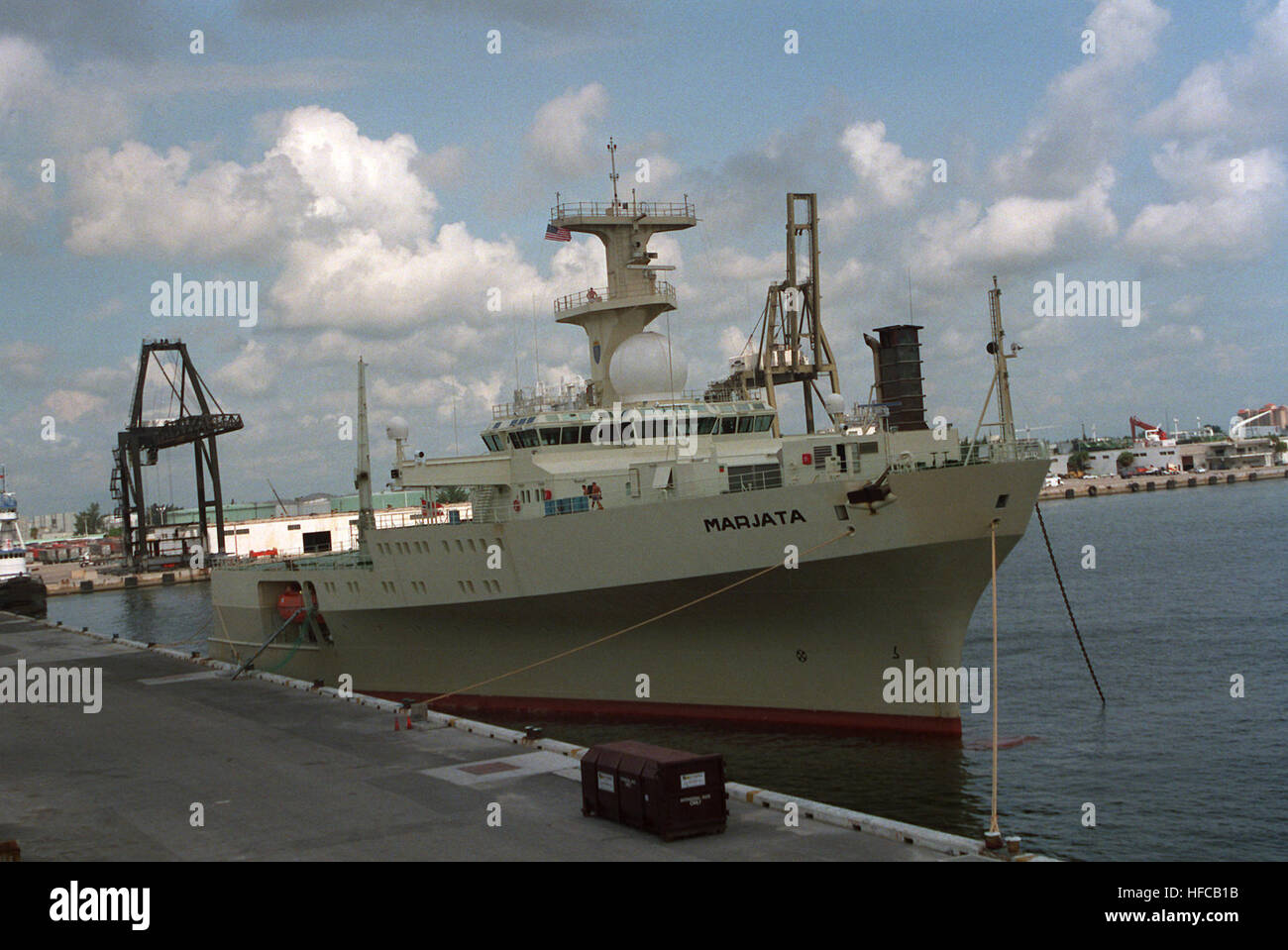 A starboard bow view of the Norwegian intelligence collection ship ...