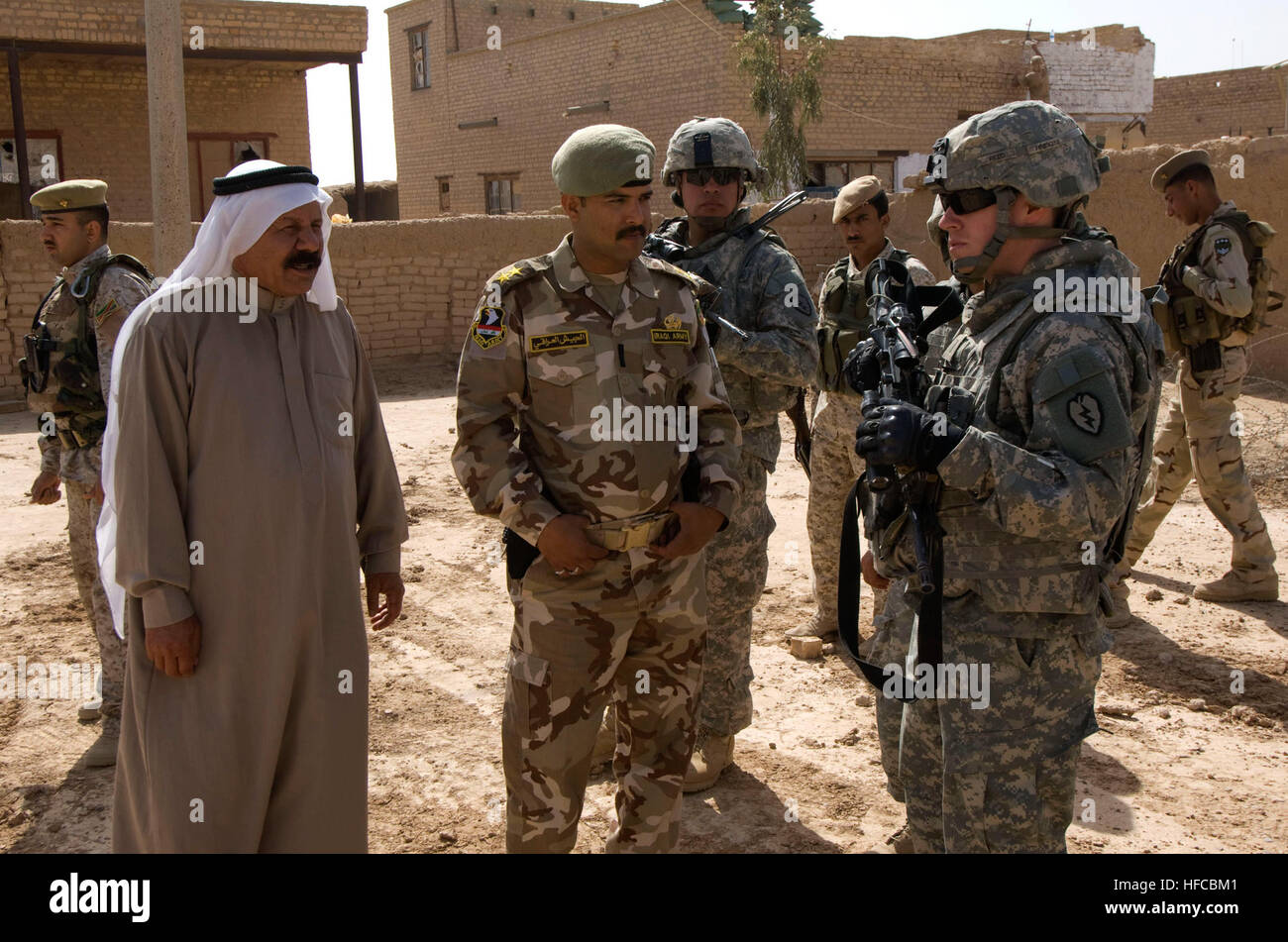 U.S. Army 1st. Lt. Josh Reed (right) from 1st Battalion, 24th Infantry ...