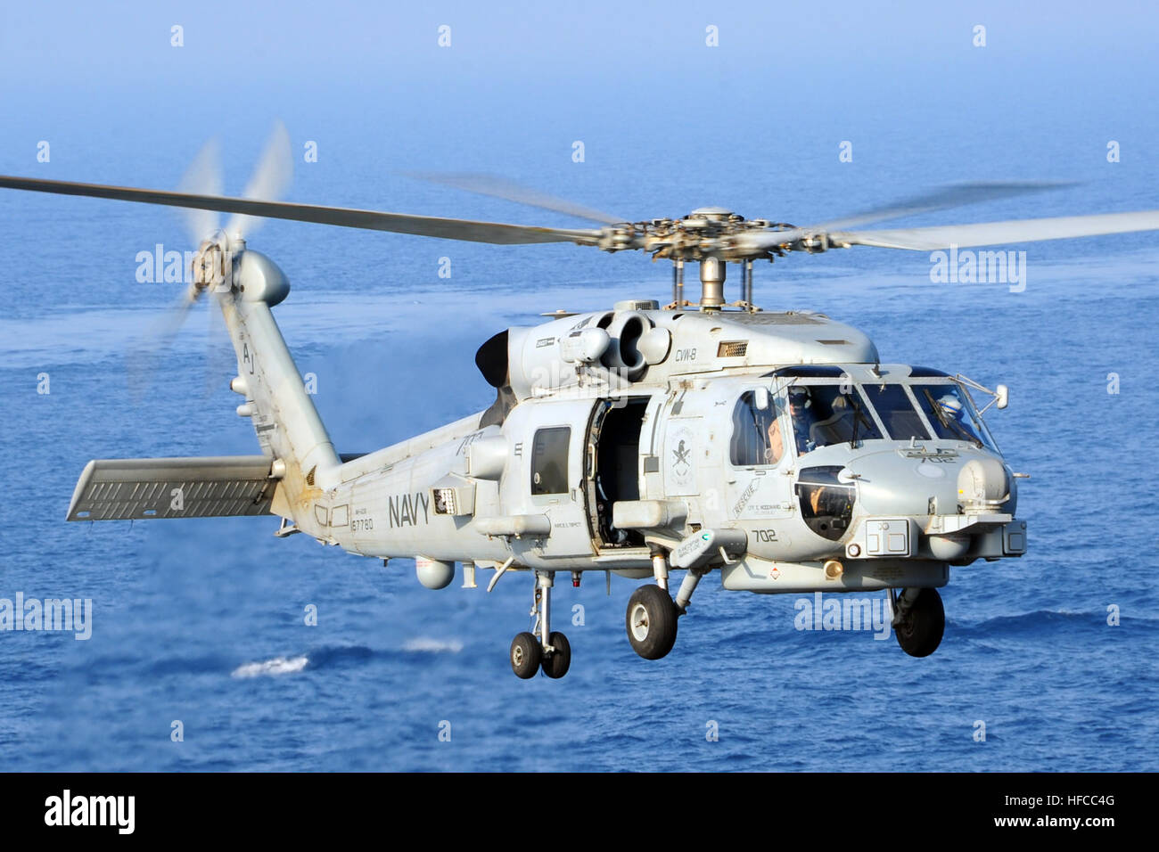 140829-N-CZ979-018 ARABIAN GULF (Aug. 29, 2014) An MH-60R Sea Hawk ...