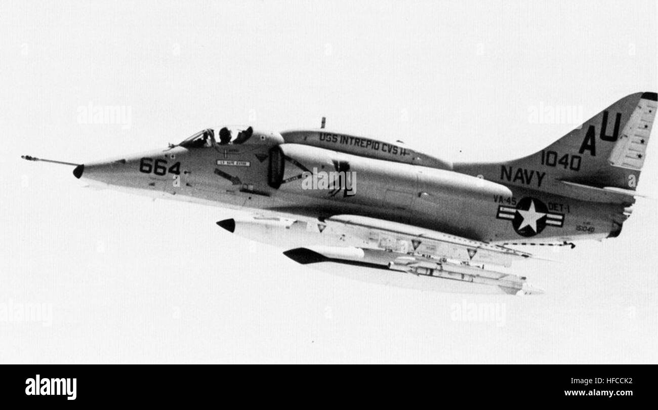 A 4e skyhawk hi-res stock photography and images - Alamy