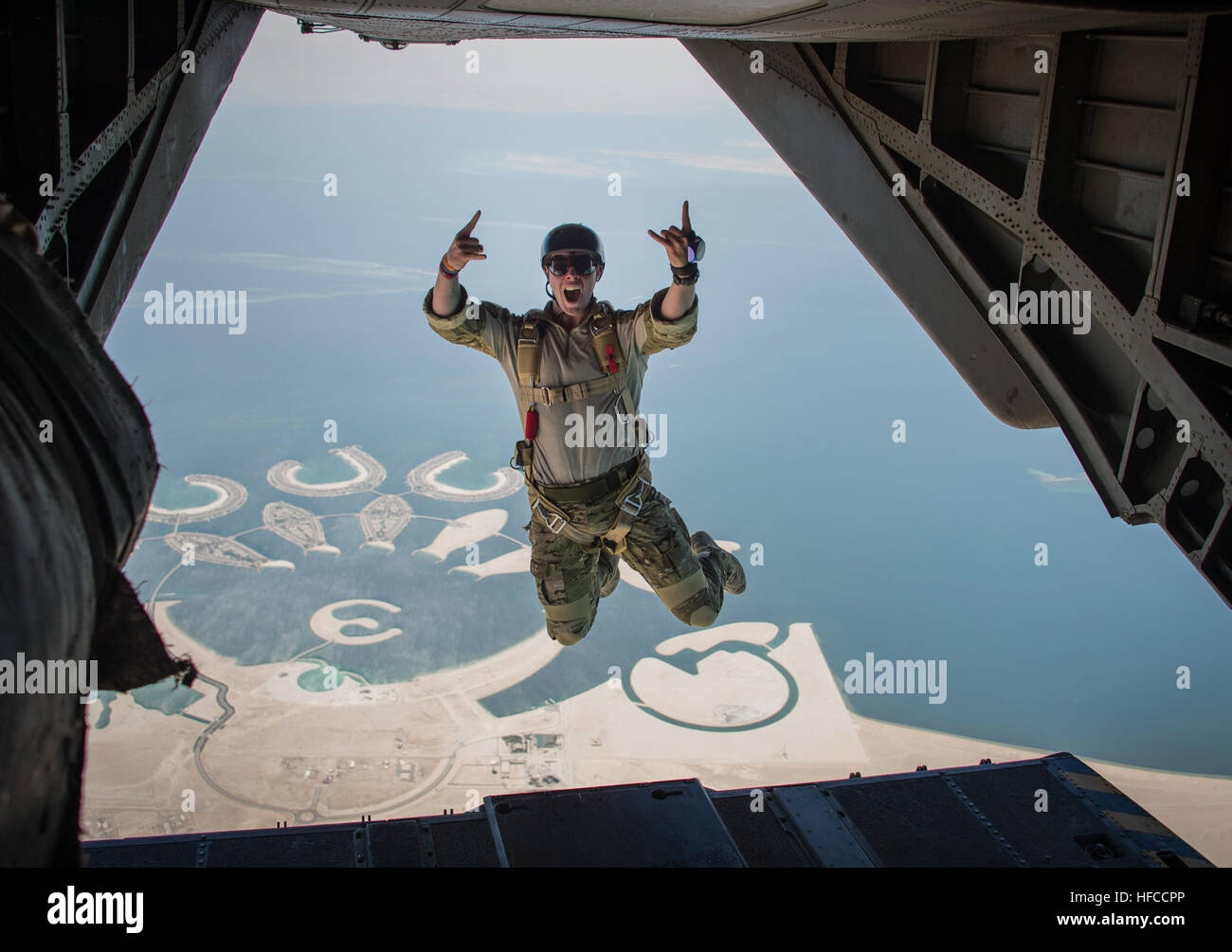 Commander task force 52 hi-res stock photography and images - Alamy