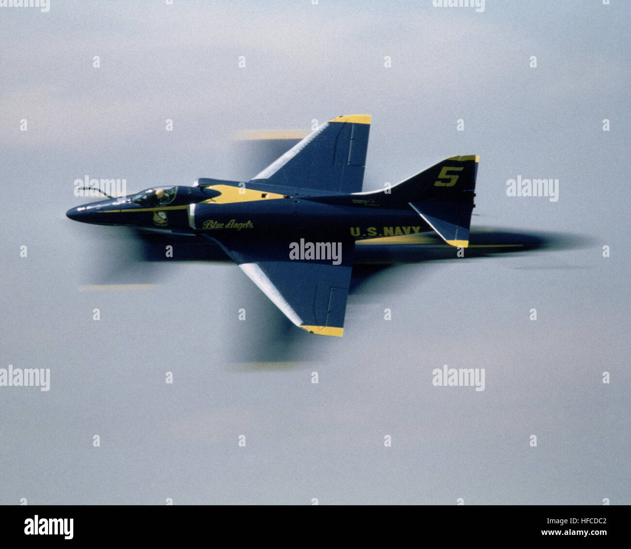 A-4F Blue Angels opposite pass 1984 Stock Photo - Alamy