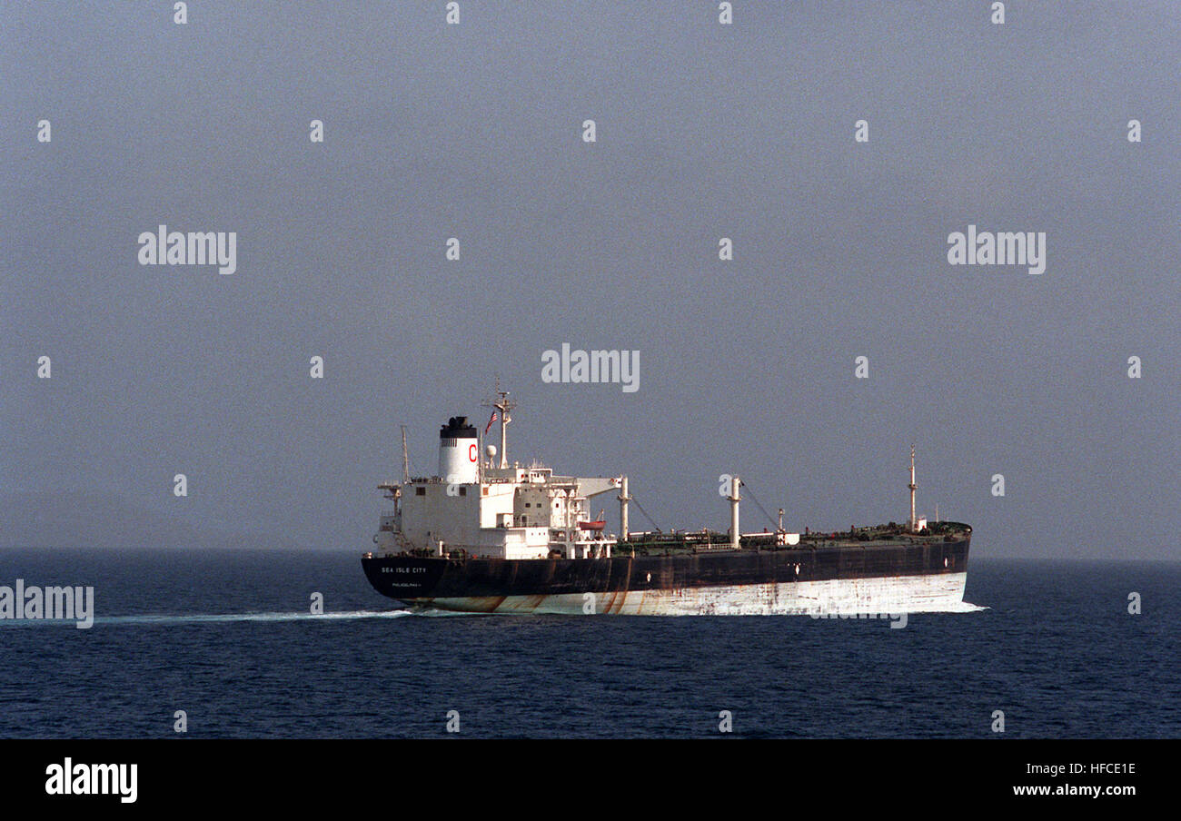 A starboard quarter view of the reflagged Kuwaiti supertanker SEA ISLE ...