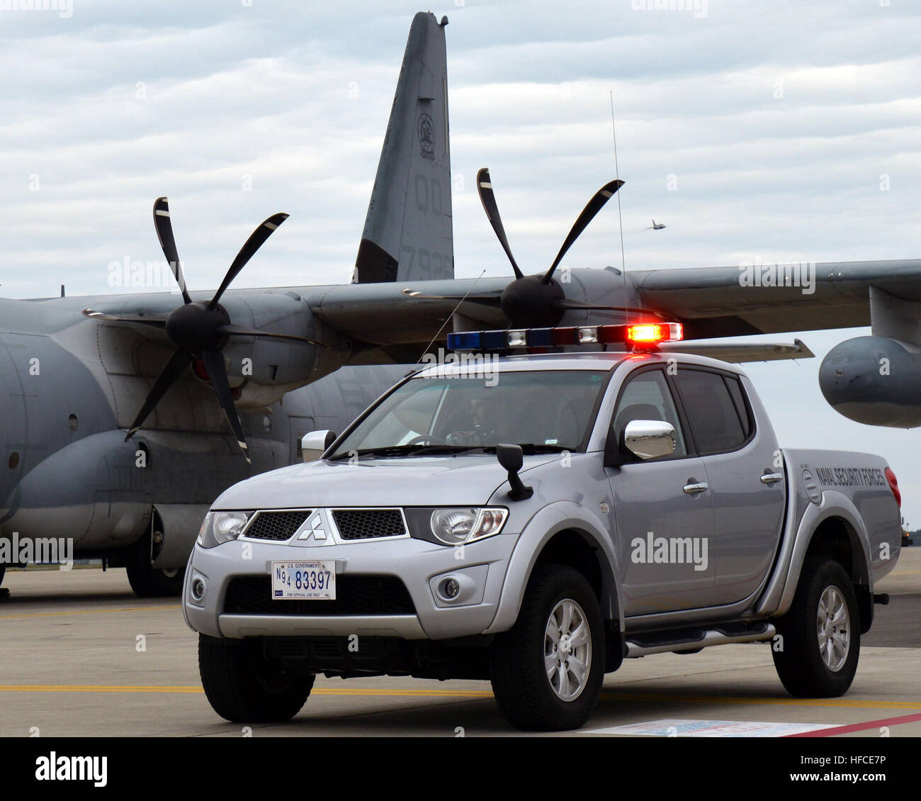 Naval air facility security hi-res stock photography and images - Alamy