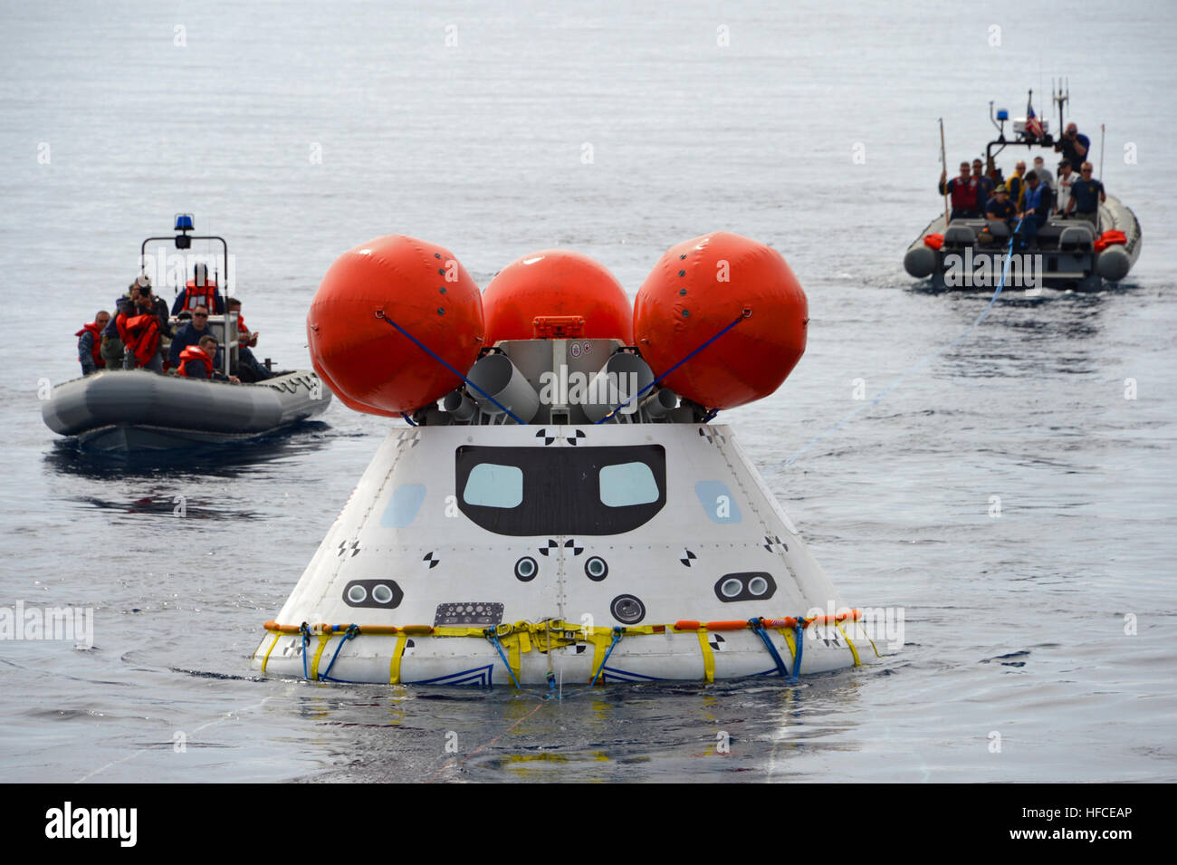 Sailors from the amphibious transport ship USS Anchorage (LPD 23) and ...