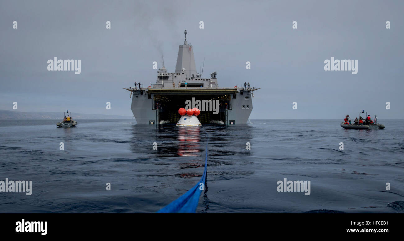 Sailors from the amphibious transport ship USS Anchorage (LPD 23) and ...
