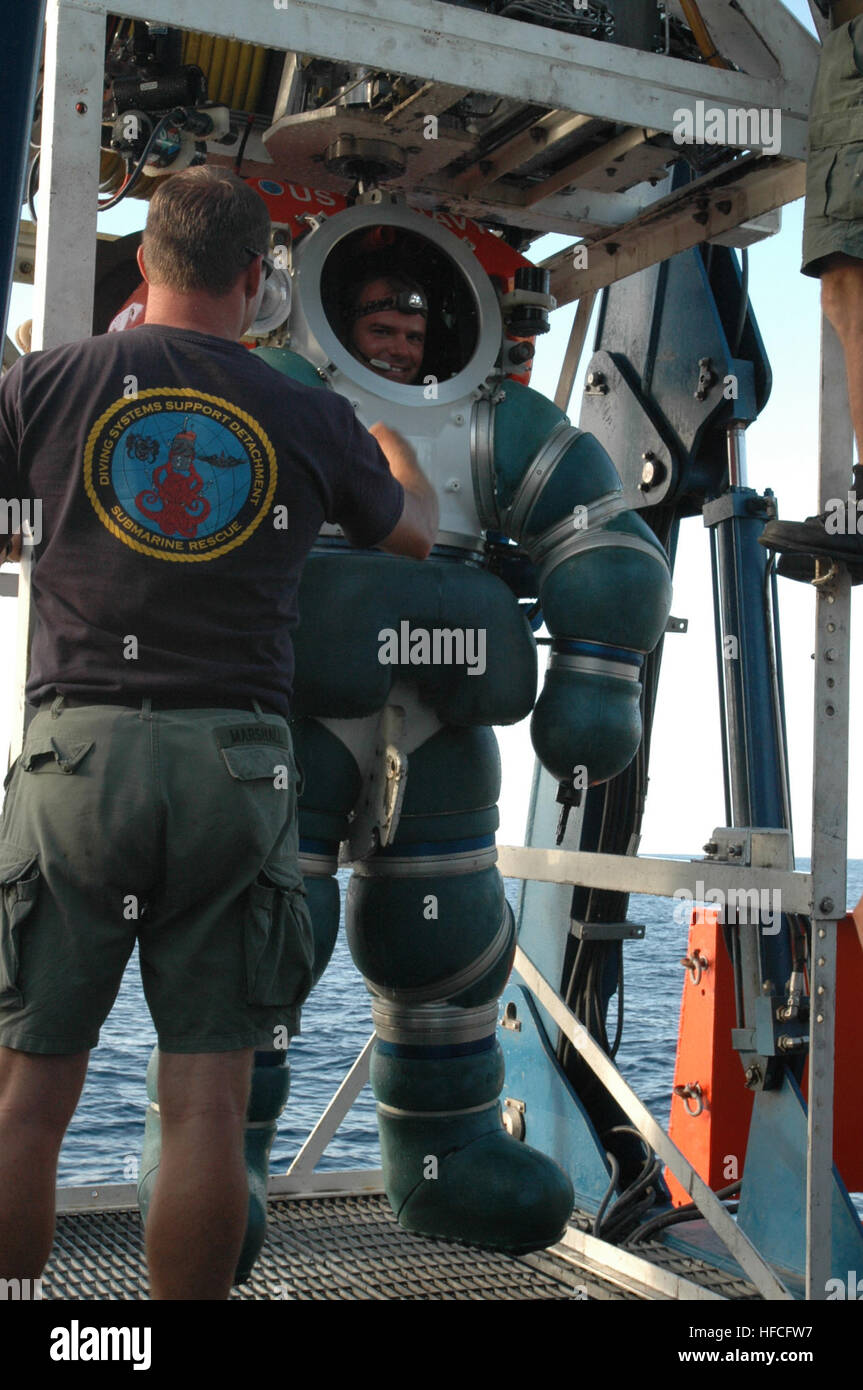 First manned deep submergence dive hi-res stock photography and images - Alamy