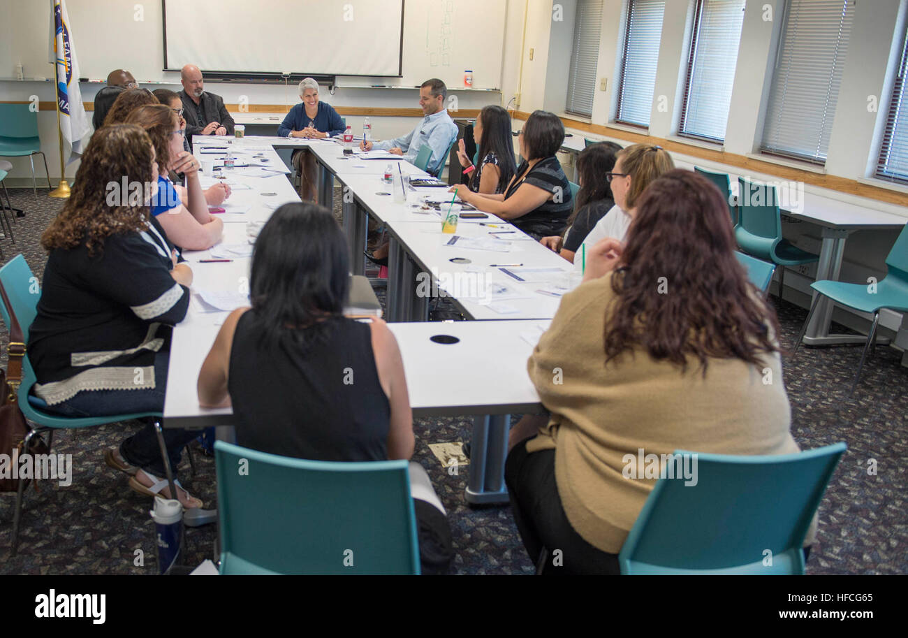 Navy ombudsman hi-res stock photography and images - Alamy