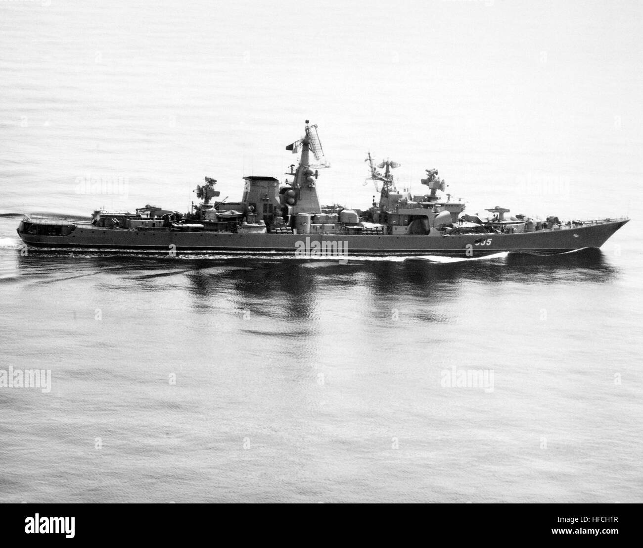 A starboard beam view of the Soviet Kara class guided missile cruiser ...