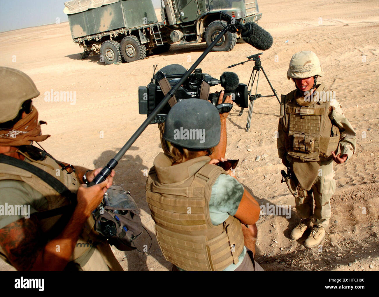 090921-N-4440L-034 HELMAND PROVINCE, Afghanistan (Sept. 21, 2009 ...