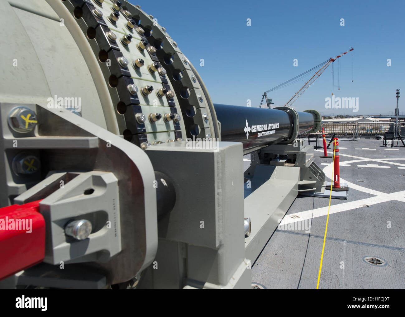 Electromagnetic launchers hi-res stock photography and images - Alamy