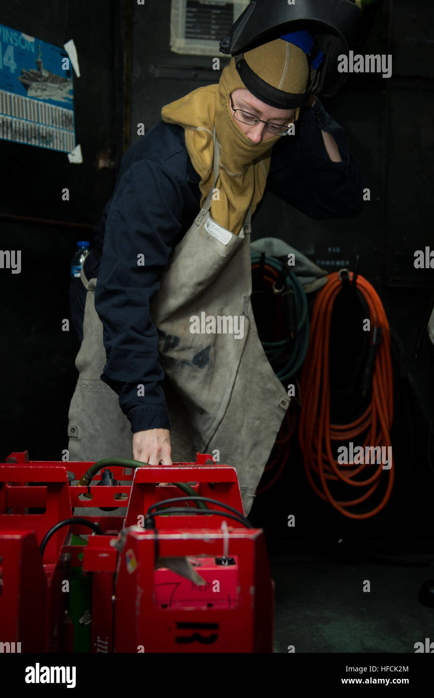 Portable exothermic cutting unit pecu hi-res stock photography and ...
