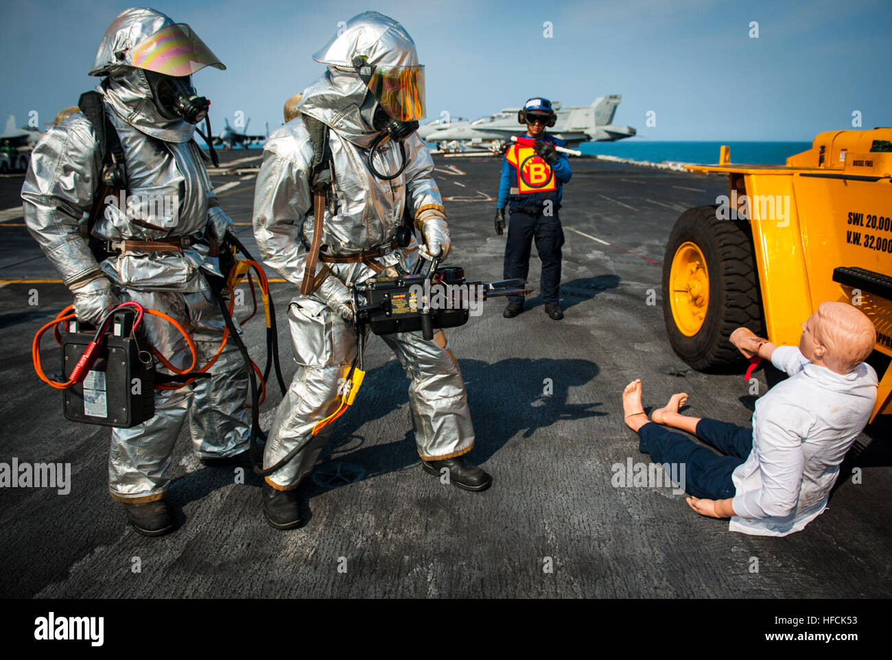 Rescue operation using an aircraft hi-res stock photography and images ...
