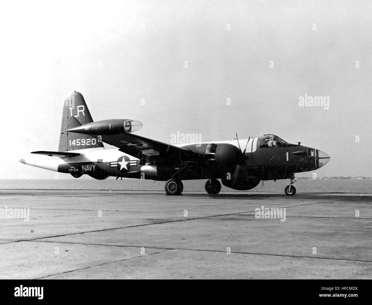 P2v Neptune Black and White Stock Photos & Images - Alamy