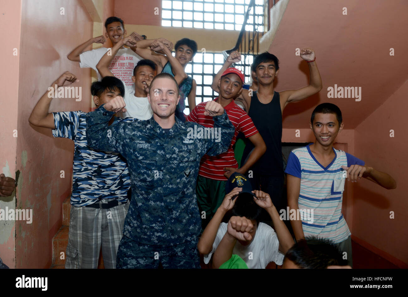 160811-N-YU572-299 SUBIC BAY, The Republic of the Philippines (Aug. 11 ...