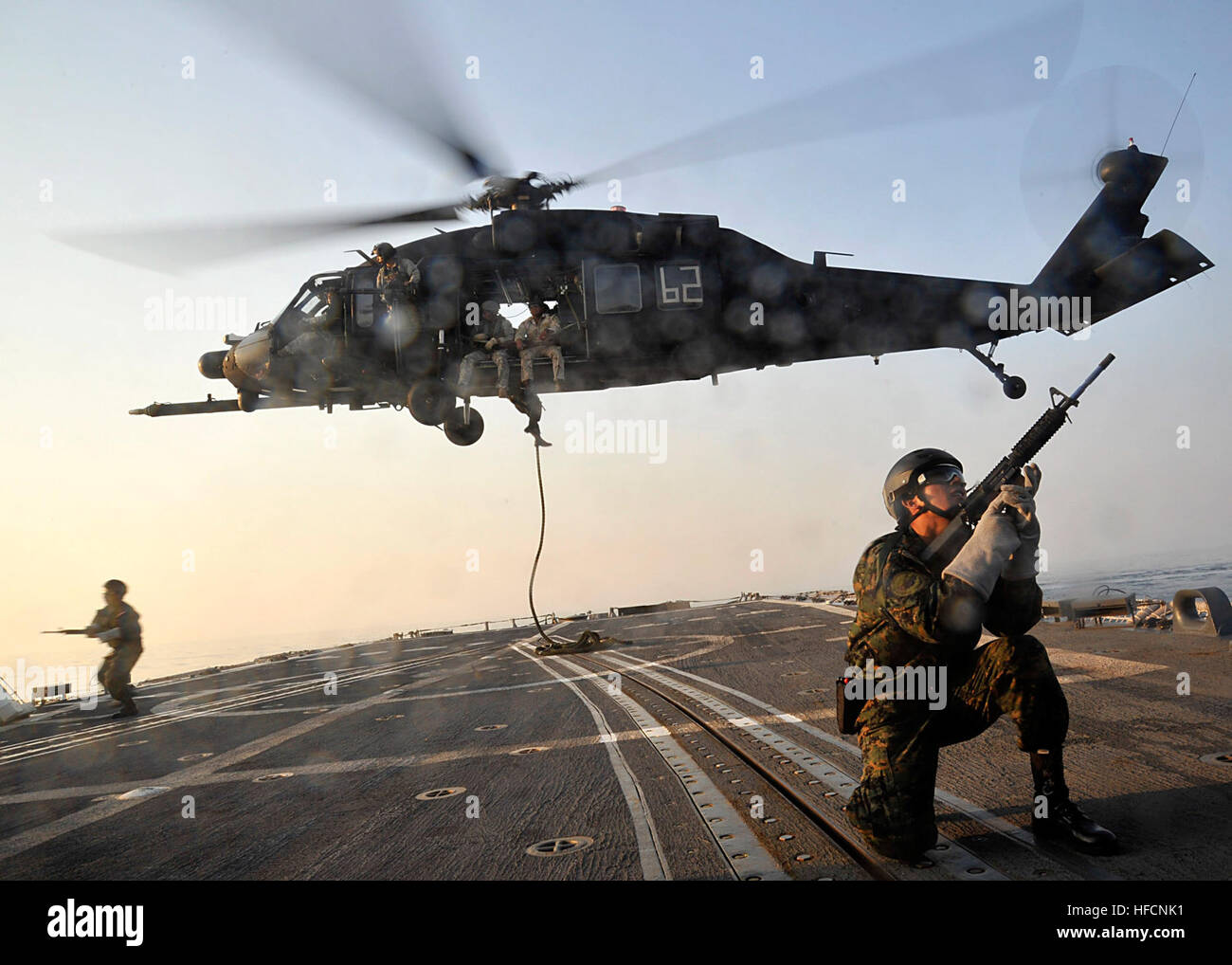 Members of Fuerza de Operaciones Especiales, Peru special operations ...