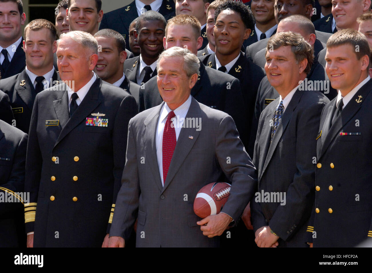 060425-N-6141B-003 Washington, D.C. (April 25, 2006) - President George ...