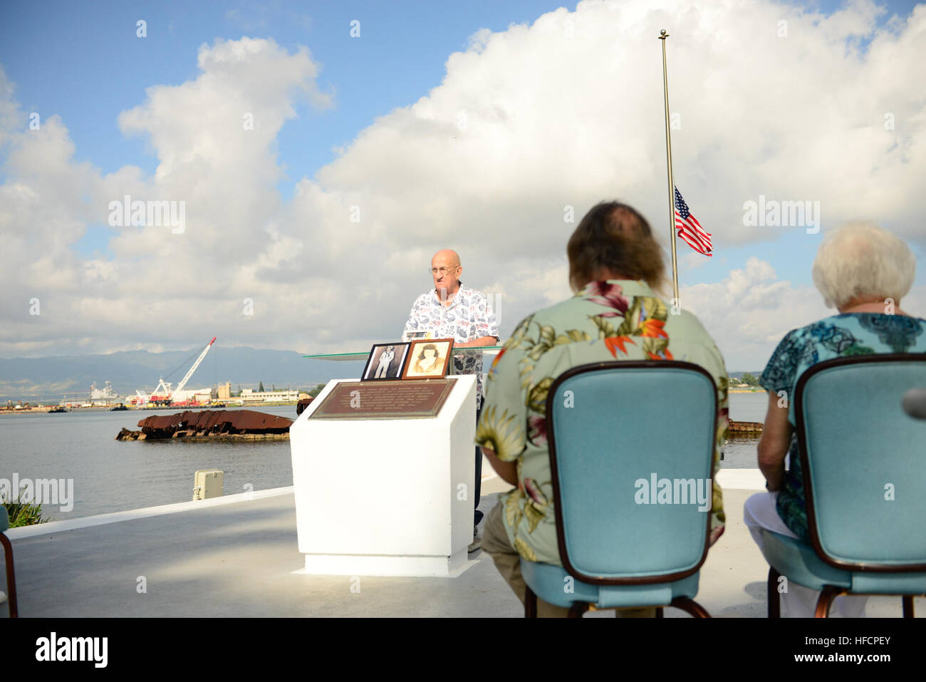 PEARL HARBOR (Jan. 27, 2016) Pearl Harbor survivor liaison retired ...