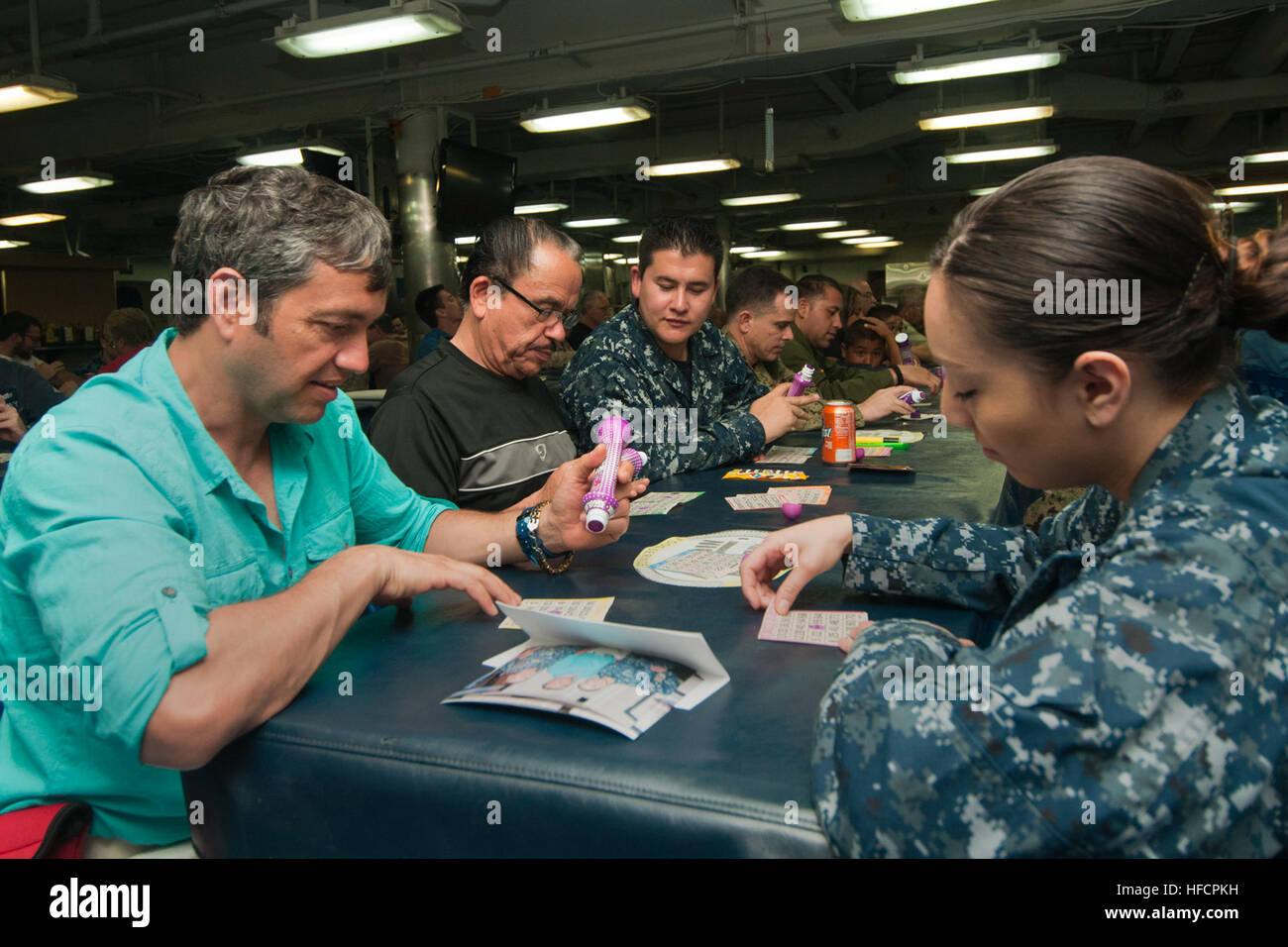 130509-N-ZM744-021 PACIFIC OCEAN (May 9, 2013) – Sailors, Marines, and ...