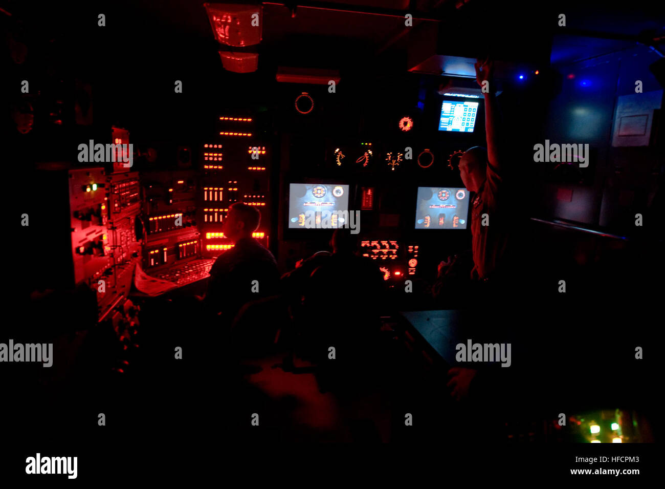 Basic enlisted submarine school hi-res stock photography and images - Alamy