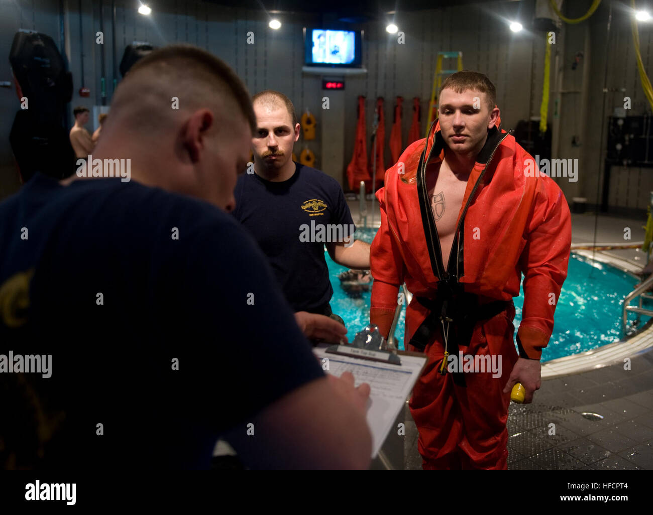 Basic enlisted submarine school hi-res stock photography and images - Alamy